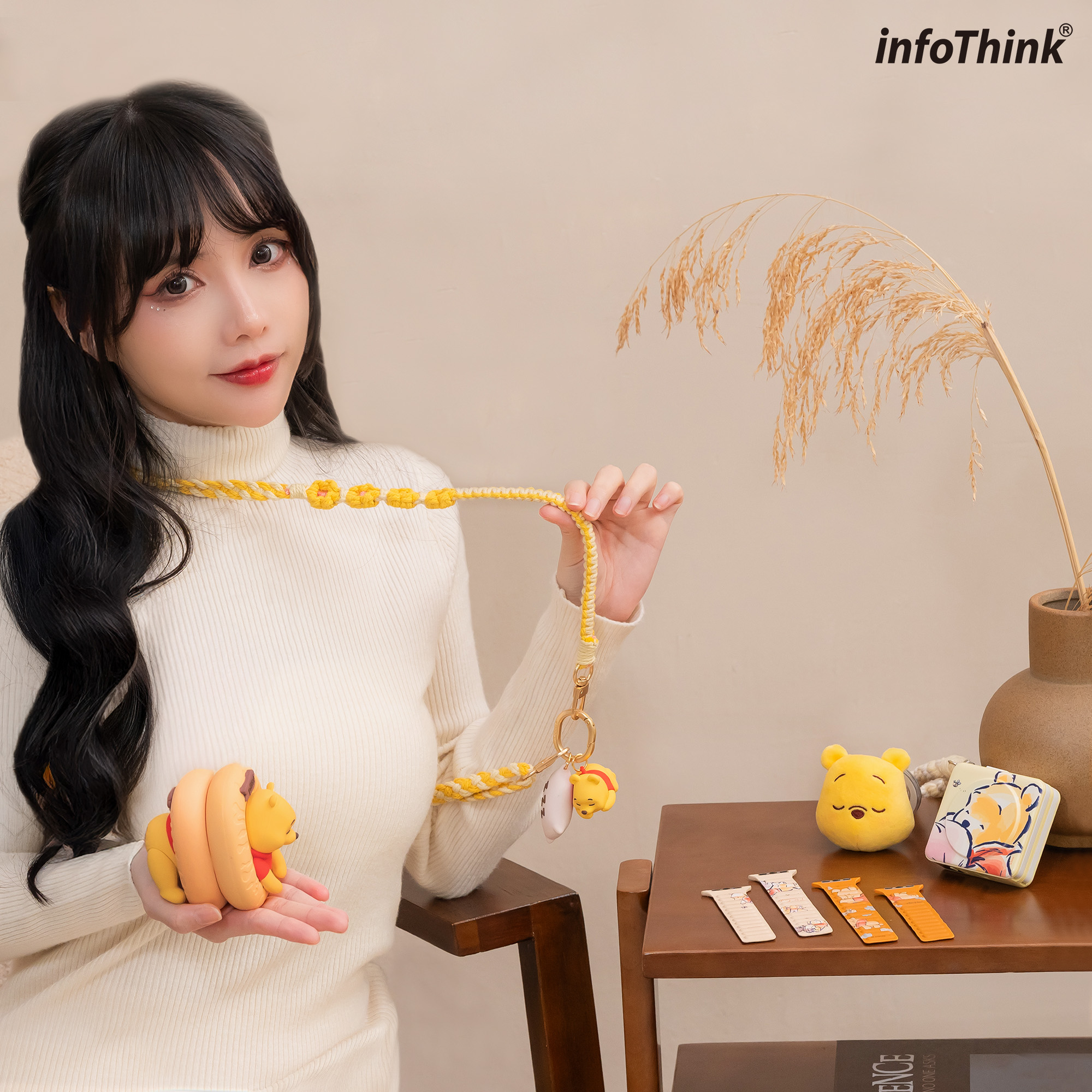 infoThink 小熊維尼系列八合一MAX行動電源(愛睏) | infothink